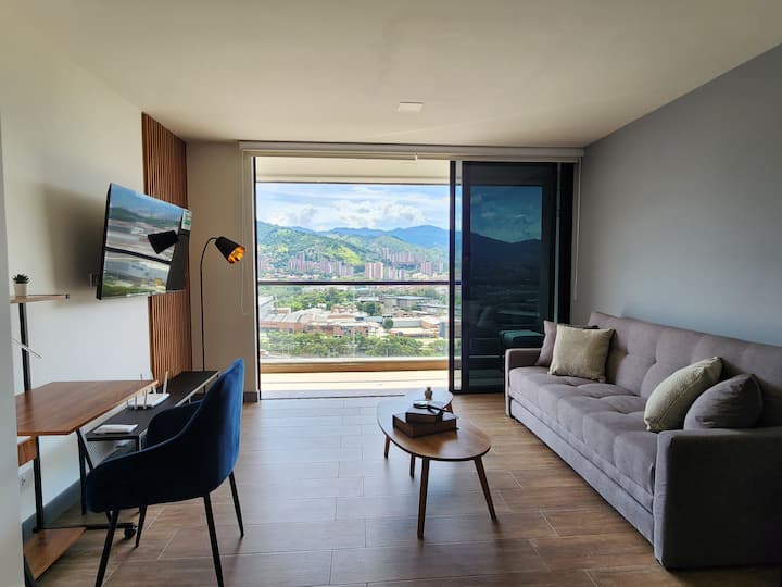 Top Floor, Perfect Location, New Apt, 1br+sofa Bed - Envigado