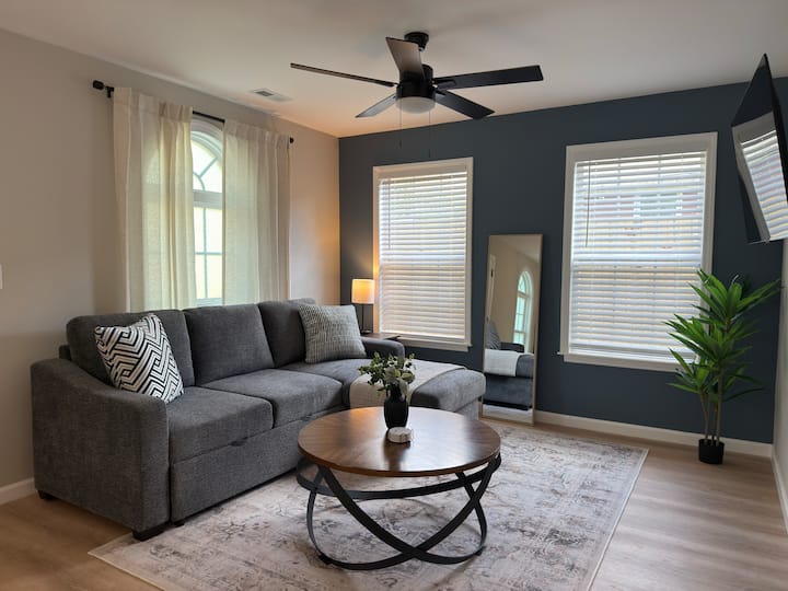 Modern, Stylish 2br Retreat - Uptown Clt - Charlotte