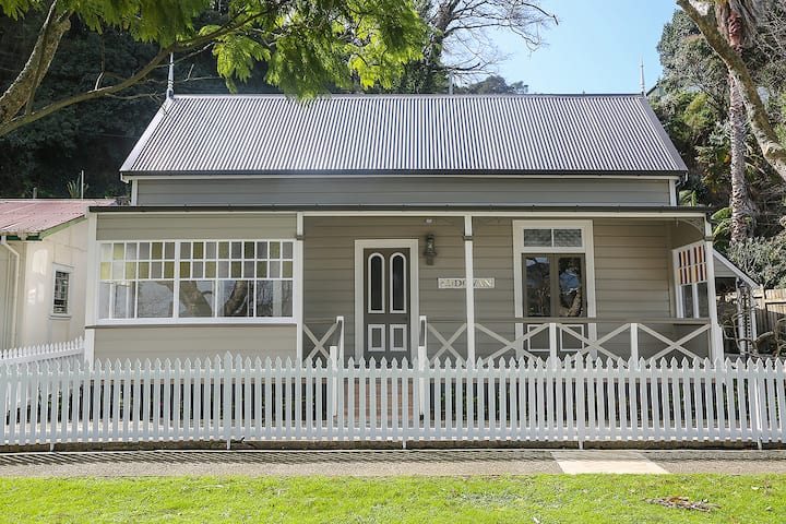 Ludgvan Cottage - Thames