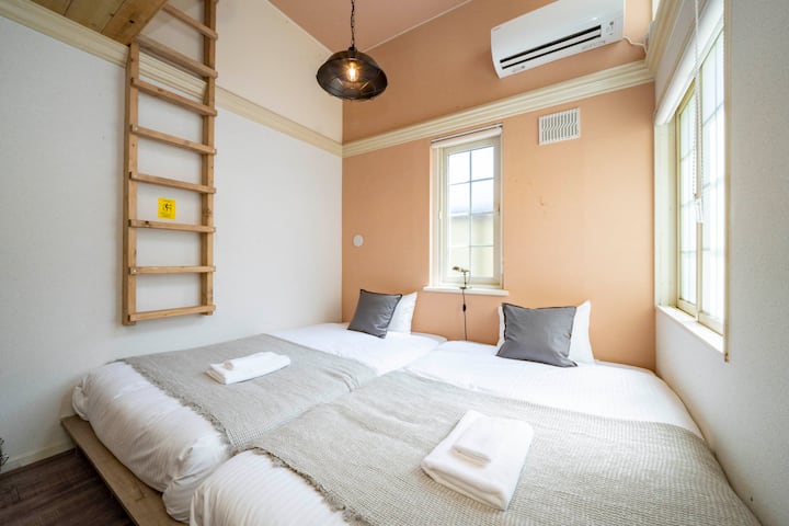 都市部まで電車で10分。南平岸駅徒歩３分の静かな住宅街。最大４名。nanmo101 - Sapporo