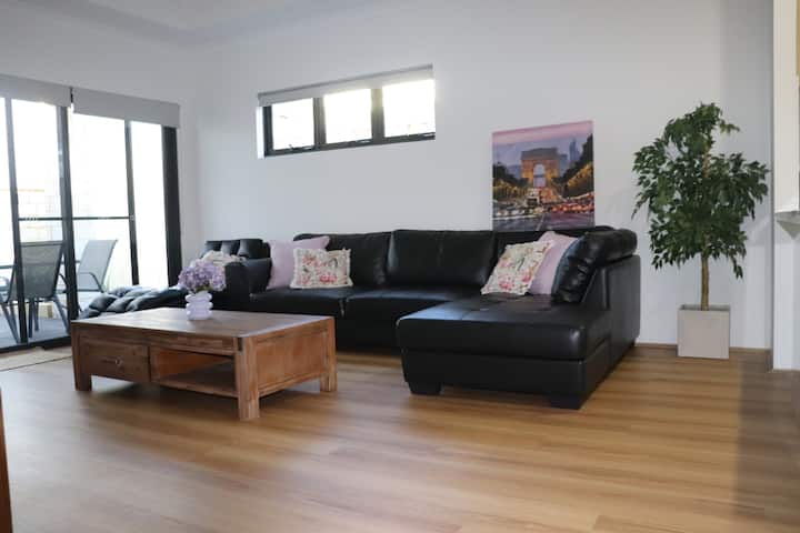 Central & Cosy 4br Bayswater Home - Inglewood, Australia