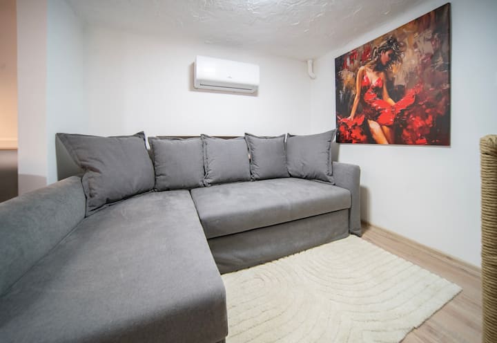 Red Dream Studio - Budapest