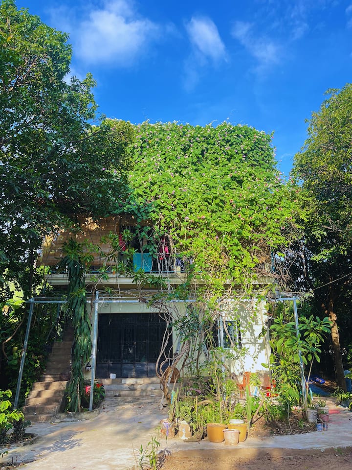 Rooftop Paradise With 360° Lake & Phnom Penh Views - Phnom Penh