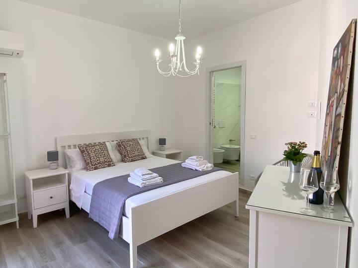 Le Corti Dell'etna @Room - Milo