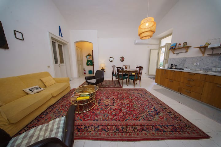 Appartamento In Centro Storico Con Terrazzo - Catania