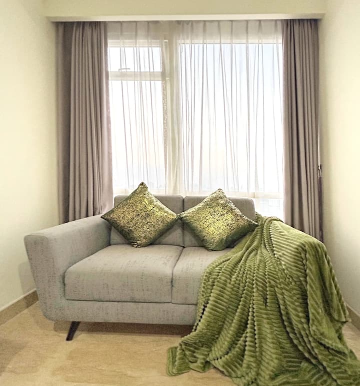 Izola Sanliving. 1br Menteng Near Plaza Indonesia - Jakarta