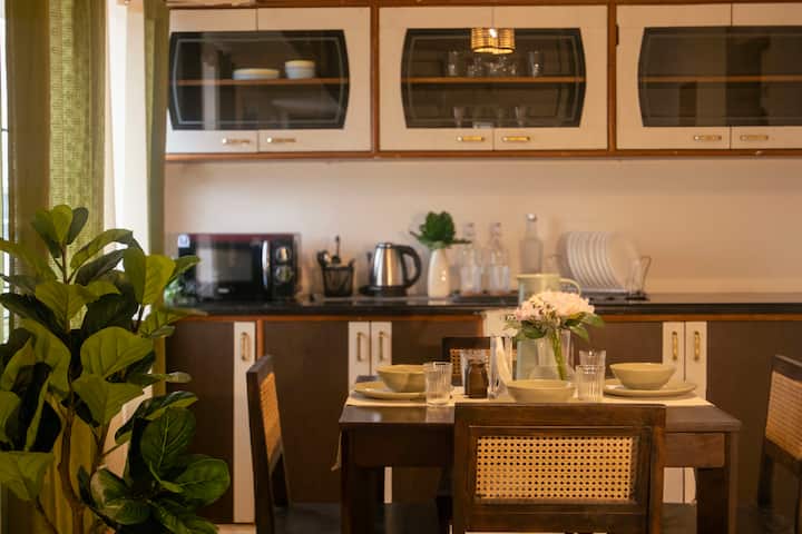 Park View Penthouse On Bel Road - Bengaluru