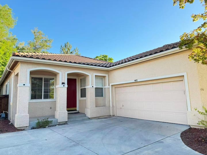 Maison Confortable Dans Un Quartier Calme - Sparks, NV