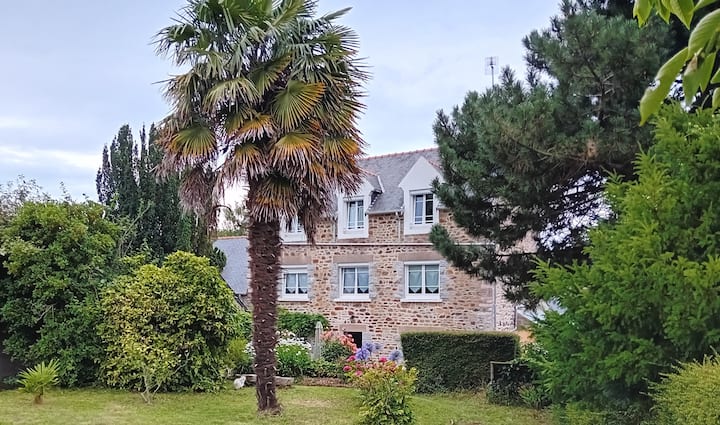 "Chez Michelle Et Jean" - Erquy