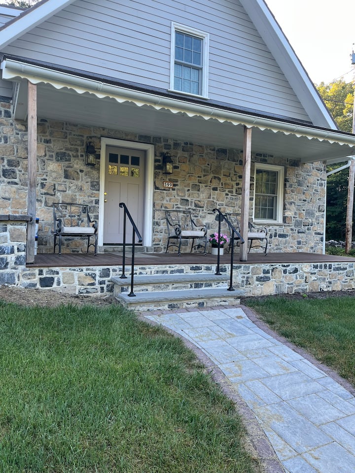 Castle By The Creek - Laurel Lake, Shippensburg