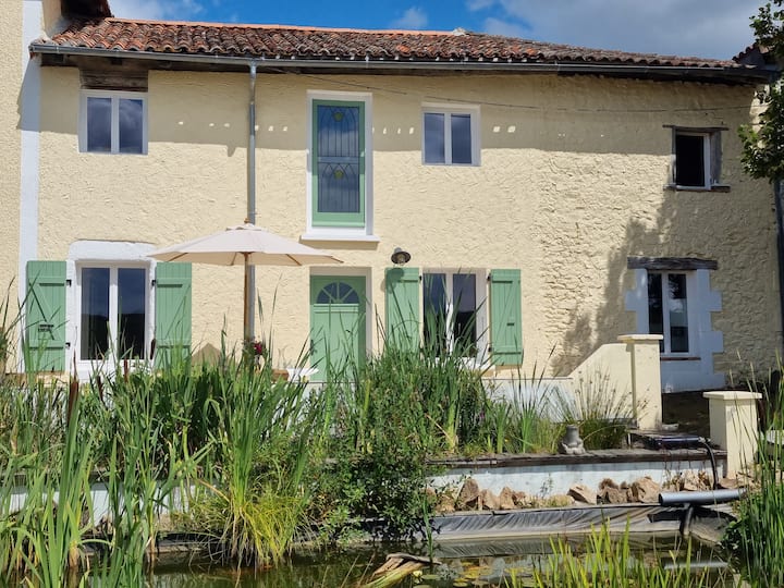 Gîte Avec Vue Sur Lac De Mas Chaban - La Péruse