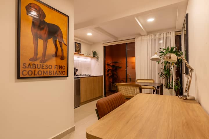 Trendy Apt W/ A/c And Hammock In Laureles Area - Medellín