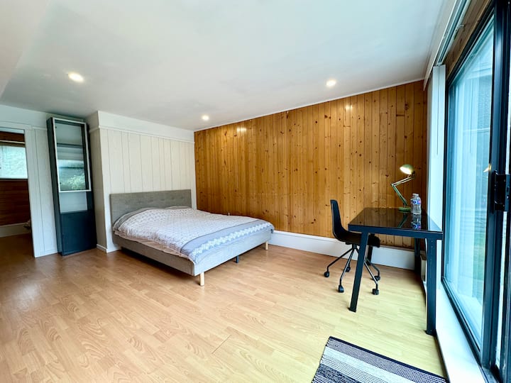 2 Bedrooms Garden Suite Private Bath Near Airport - Ladner