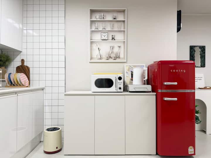 Dmc역/공항철도·홍대10분/킹사이즈침대/패밀리&단체/케이팝공연장/주차가능/깔끔한감성숙소 - Seoul