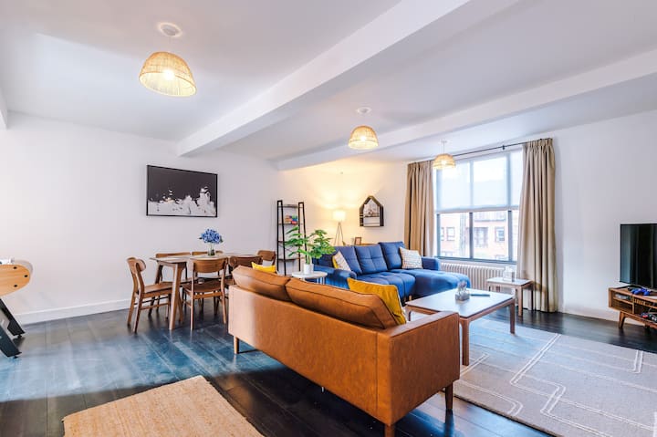 Stunning Townhouse | Terrace | Games Room | Desk - Mánchester