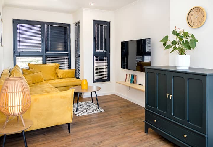 Cozy & Bright 2-br Flat Next To Grand Mall Varna - Varna