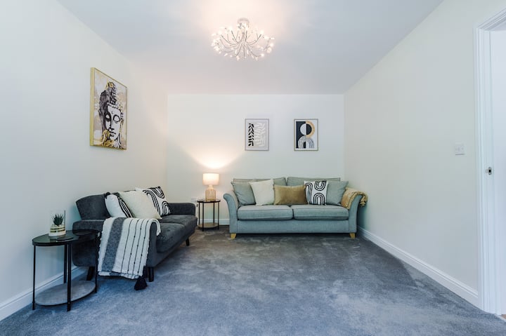 Stunning Home, Perfect For Groups, Free Parking! - National Trust - Erddig