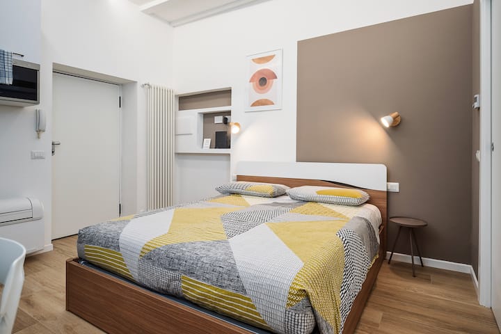 New - M5 Isola 50m - Gae Aulenti - Bosco Verticale - Milan