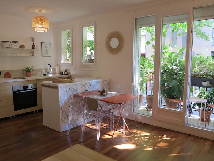 Un Balcon Fleuri à Boulogne Billancourt - Saint-Cloud