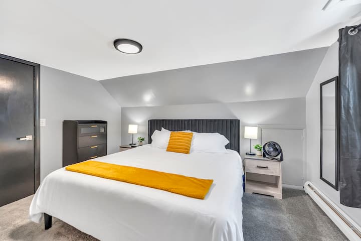 Cozy Home With Free Parking - Hamburg, NY