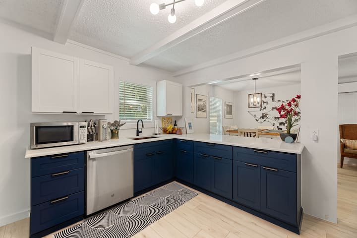 Lake Texoma | 2 Br + 1 Br Casita | Fully Renovated - Lake Texoma