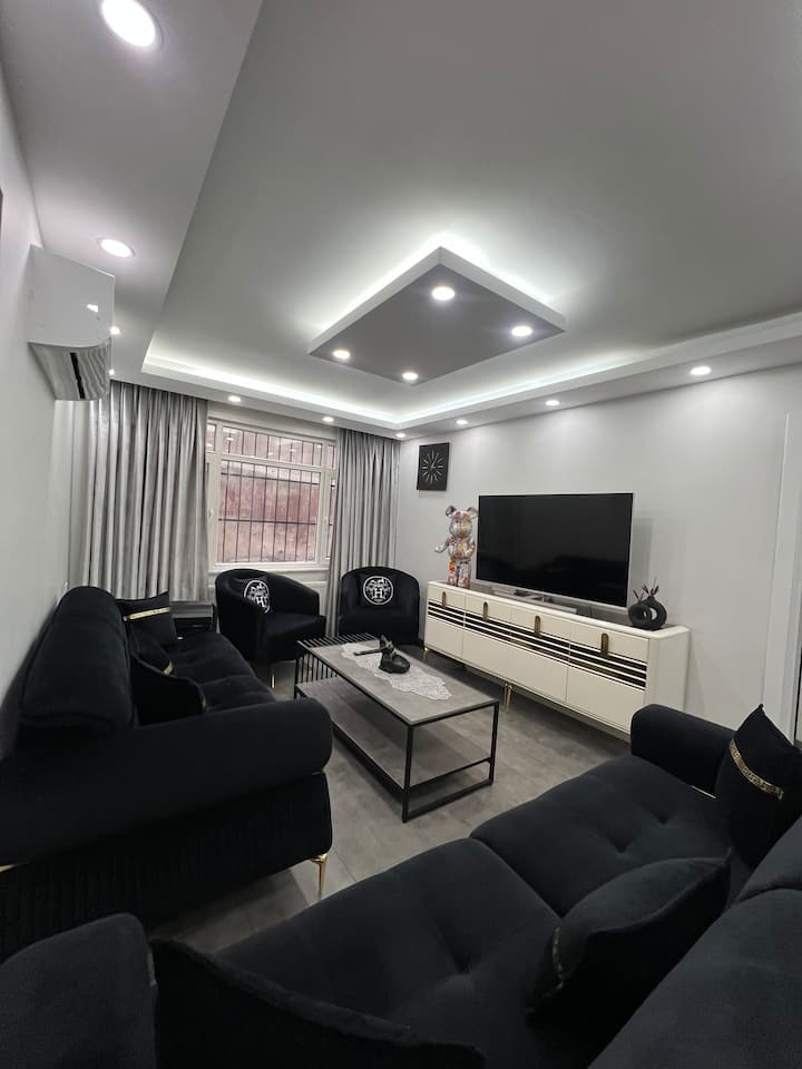 Luxury 2-bed 2-bath Apt W/ Jacuzzi – Top Location - Istanbul