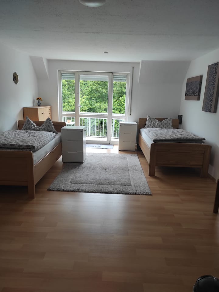 Gemütliche Wohnung Für Monteure In 72379 Hechingen - Hechingen