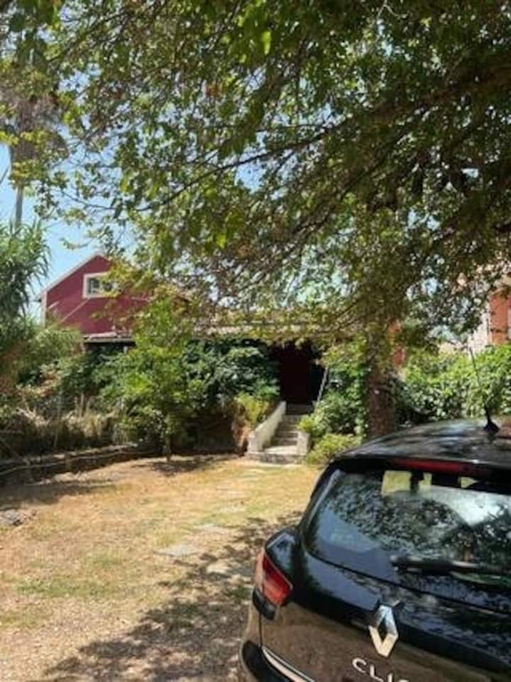 Old Cottage In Town - Korfu