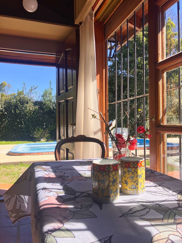 Mini Cabaña Romántica, Con Pileta Compartida - Chascomús