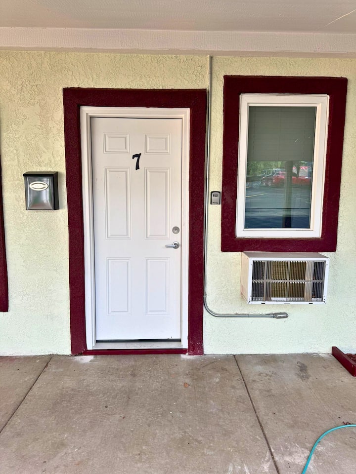 Cozy Studio Inclinescape #7 - Colorado Springs