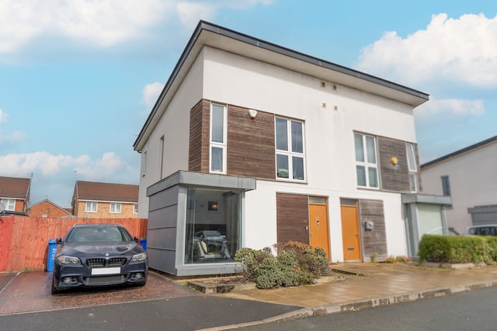 City Centre Contractor Stay | Free Park | Etihad - Manchester