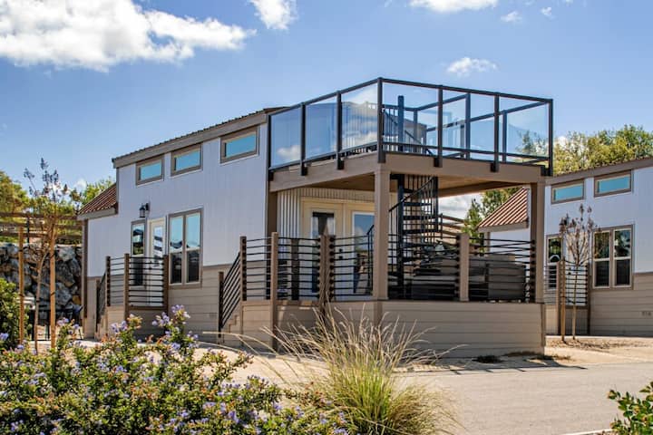 Chateau W/ Bunks & Deck (Pf) - Paso Robles, CA