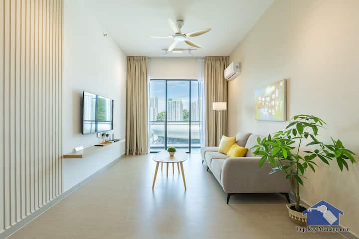 Muji Style 3-bedroom Suite With Balcony, Ayer Itam - George Town