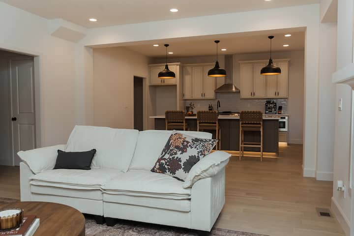 Brand New! Luxe Stay In Pullman W/friends! - Pullman, WA