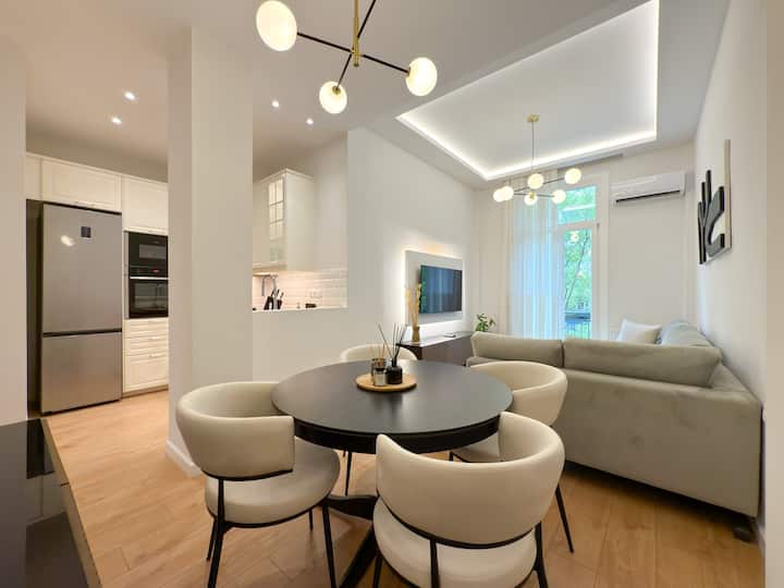 Luxury Downtown Apartment A1 - Thessaloniki