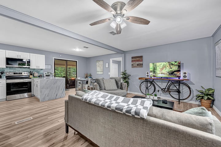 Back 40 Base Camp! - Bella Vista, AR