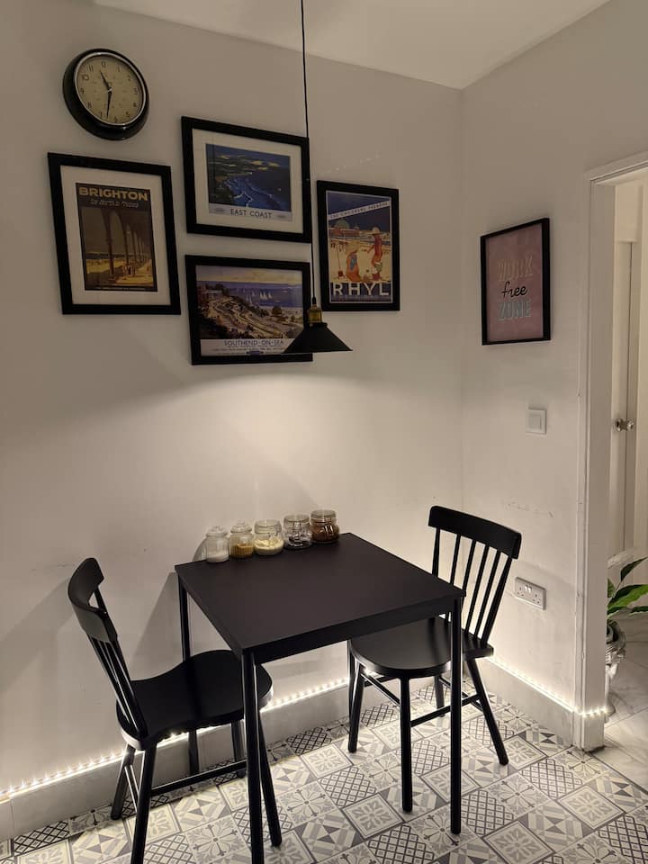 Large Double Room In East London - Greenwich