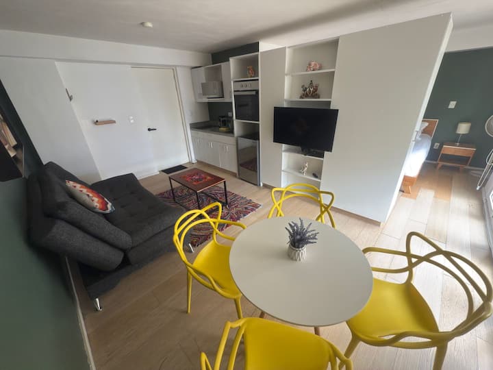 Capital Urplace2be Loft - Mexico city, Mexico