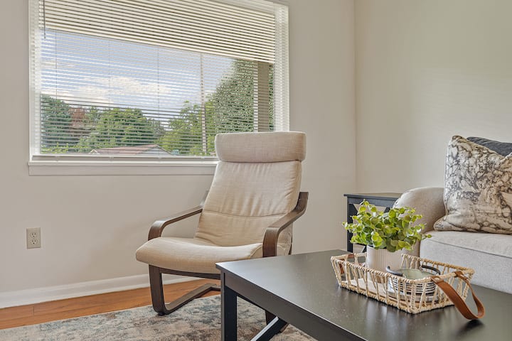Near Southside Ball Complex - Pet-friendly+family - Jonesboro, AR