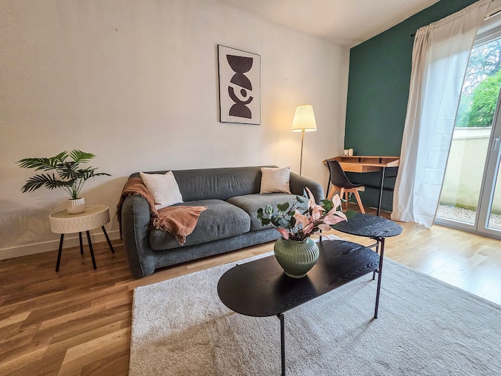Haussmann • T3 • Centre • Terrasse & Parking - ibis budget Bergerac