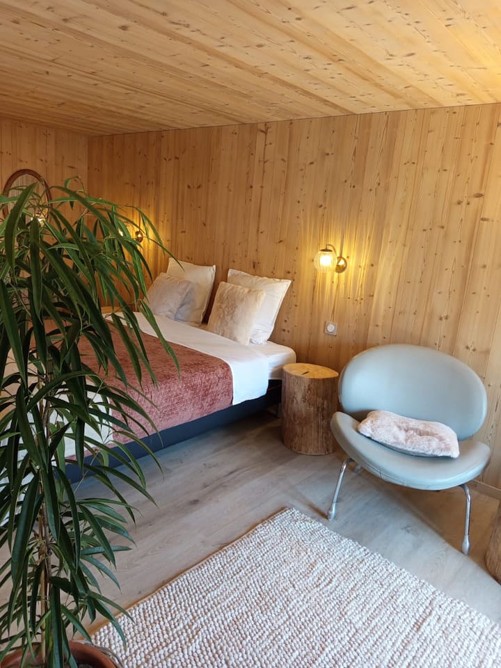 Au Mont Chablis, Charme Et Nature - Champagnole