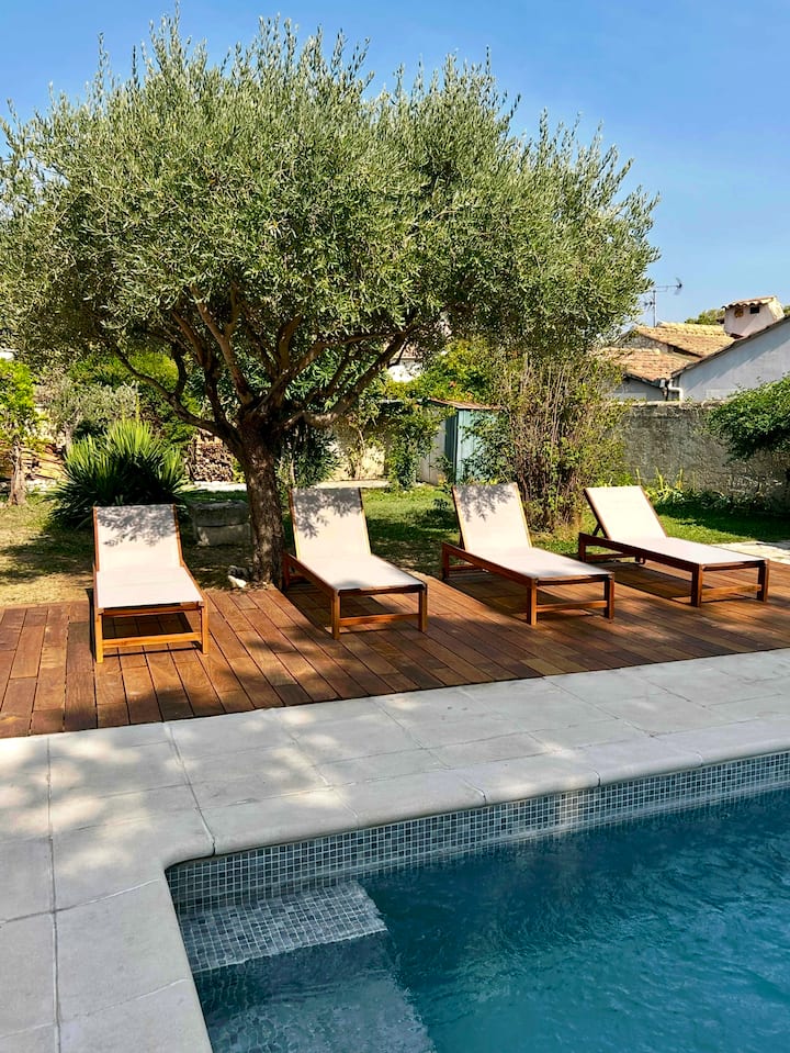 ÉLégant Mas Provençal Rénové Avec Piscine Privée - Eygalières