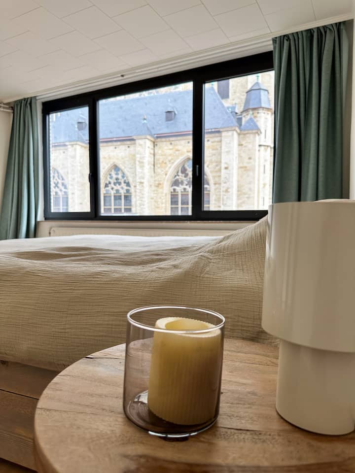 Base Terra – Rustig Logeren In Hartje Centrum - Anvers