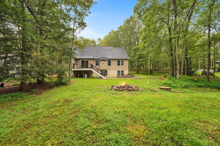 Poconos Paradise - Jim Thorpe, PA