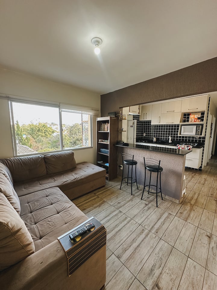 Jv Apto Completo C/ 2 Quartos E Garagem - Passo Fundo