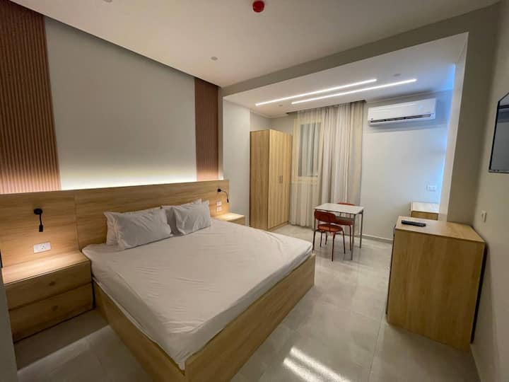 Deluxe Double Room In Galaxy Hostel - Cairo