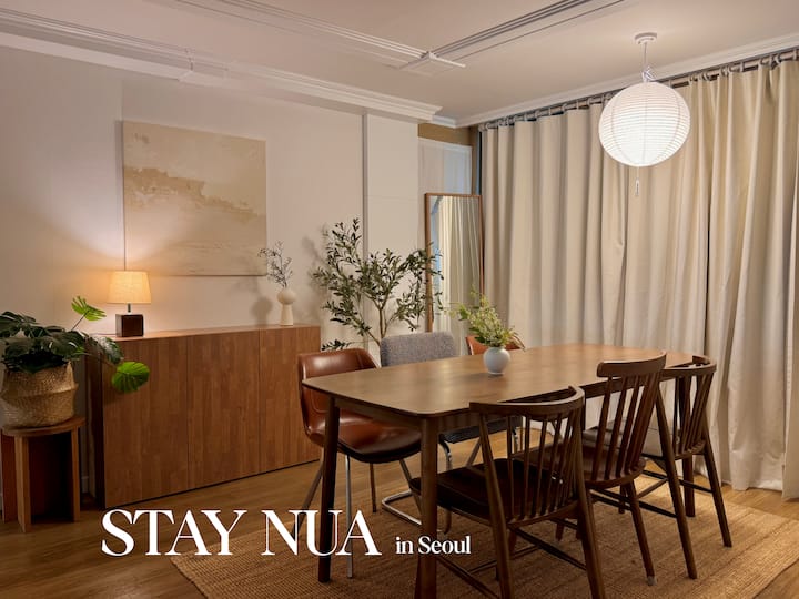 New/오픈 할인/홍대입구역 도보 7분(line2/arex)/최대 8인/넓은 공간의 숙소 - Seoul