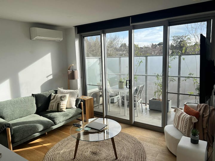 Quiet Apartment Near Hospitals - Ivanhoe