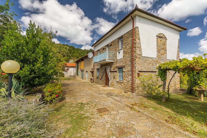 Casa Dora - Langhe - Merana