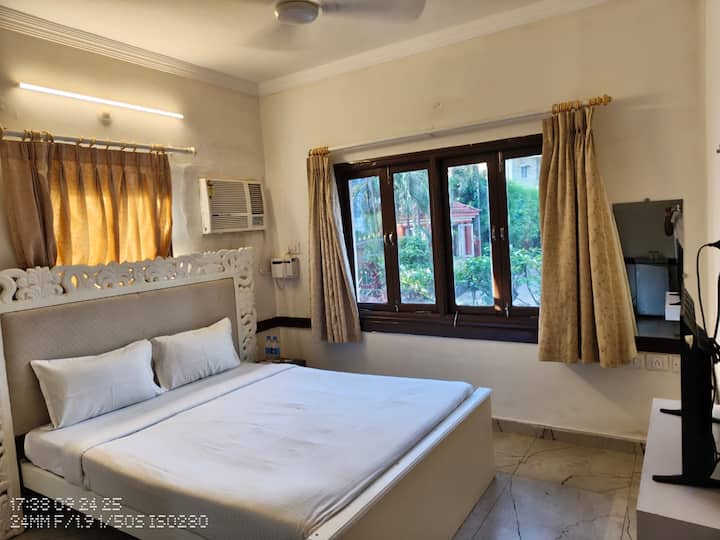 Roomzaway, Delux Room, Ground Floor - 果阿邦